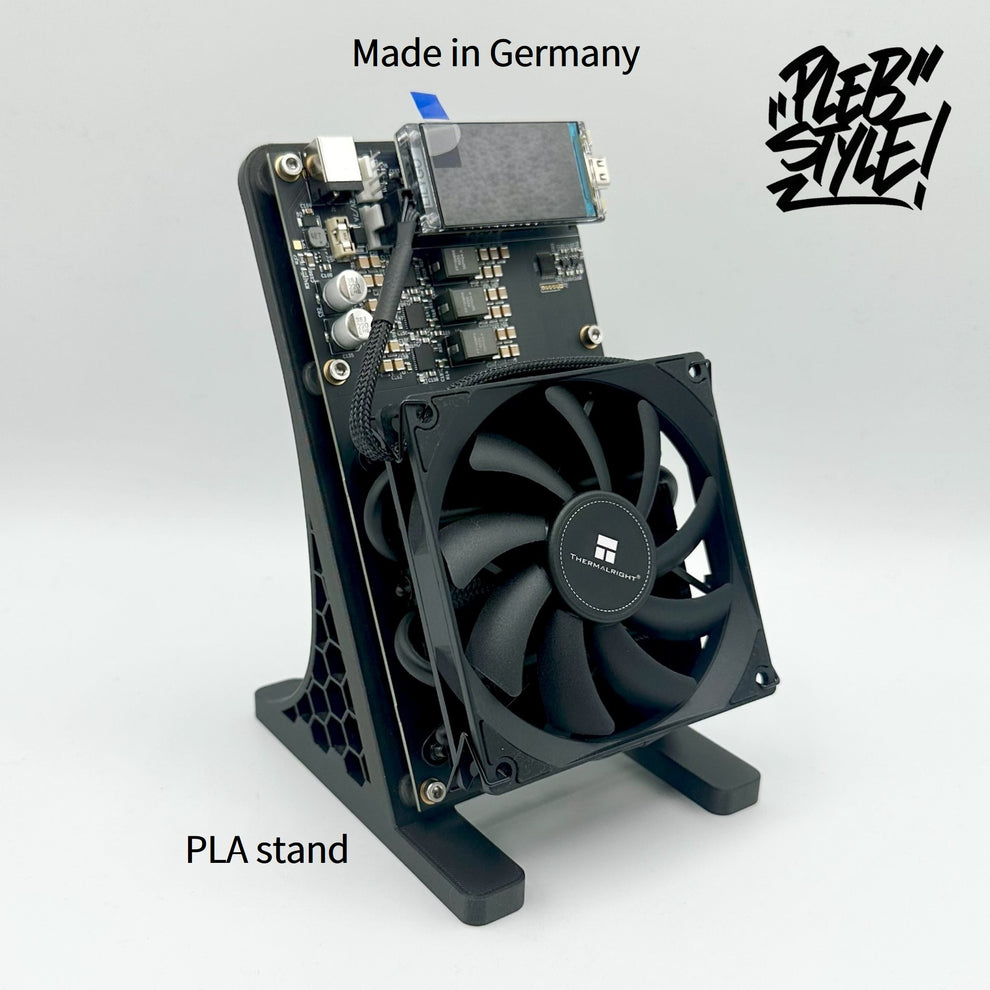 NerdQaxe++ – 4.9TH/s – inkl. 120W Netzteil & Ständer – Plebstyle